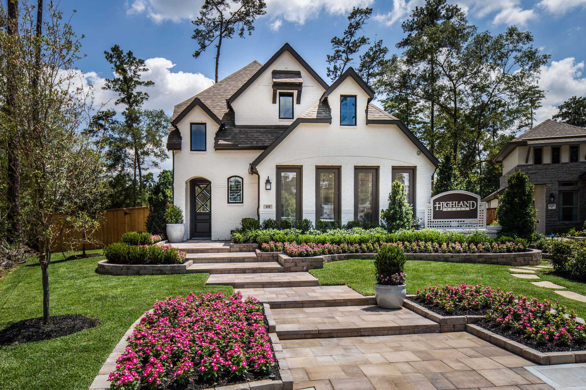 Grand Central Park, Conroe, Highland Homes | Properties NEO